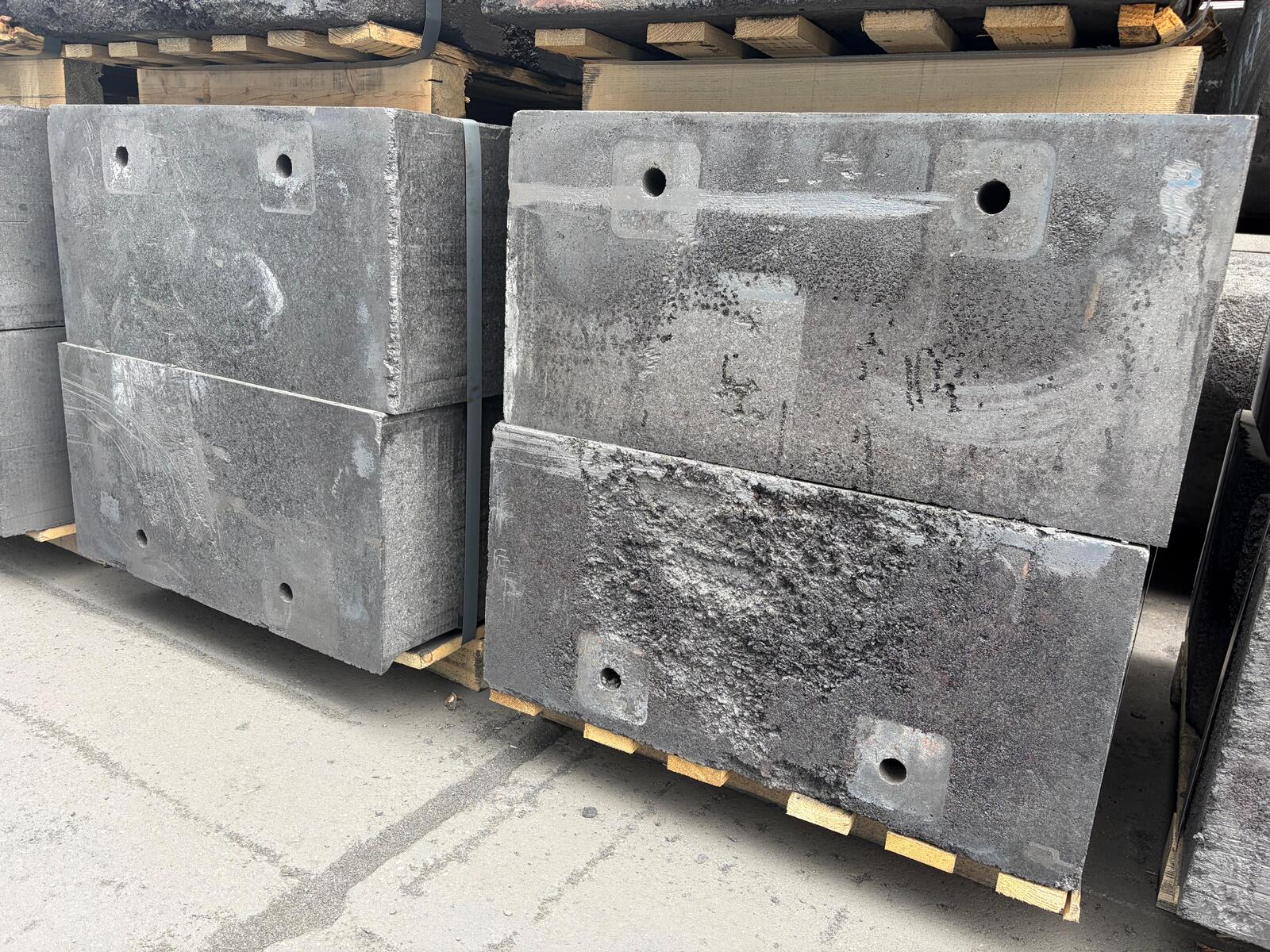 Sari Group - Industrial Graphite & Steel Solutions